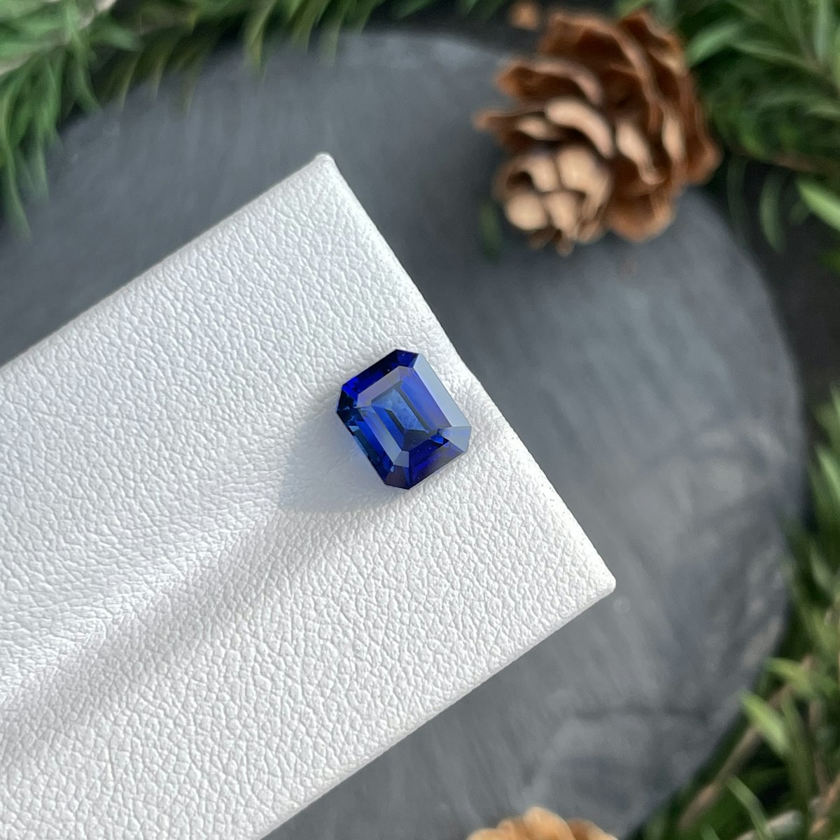 Royal Blue Sapphire 2.54ct (PG0521) | Mohra.com